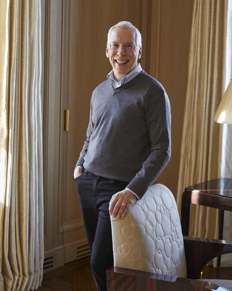 BIOGRAPHY – Michael Simon Inc.